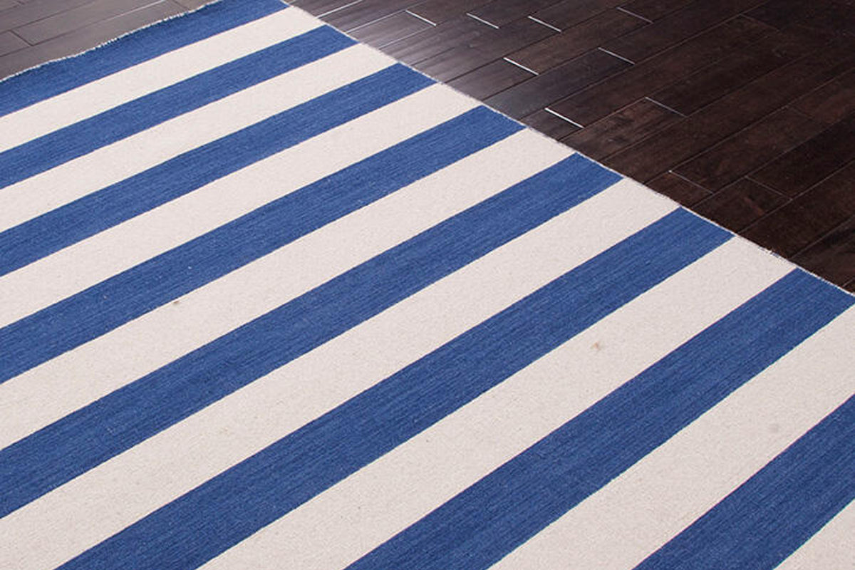 Modern Flat Weave Blue & White Striped Rug – Jaipur Garden Parasols